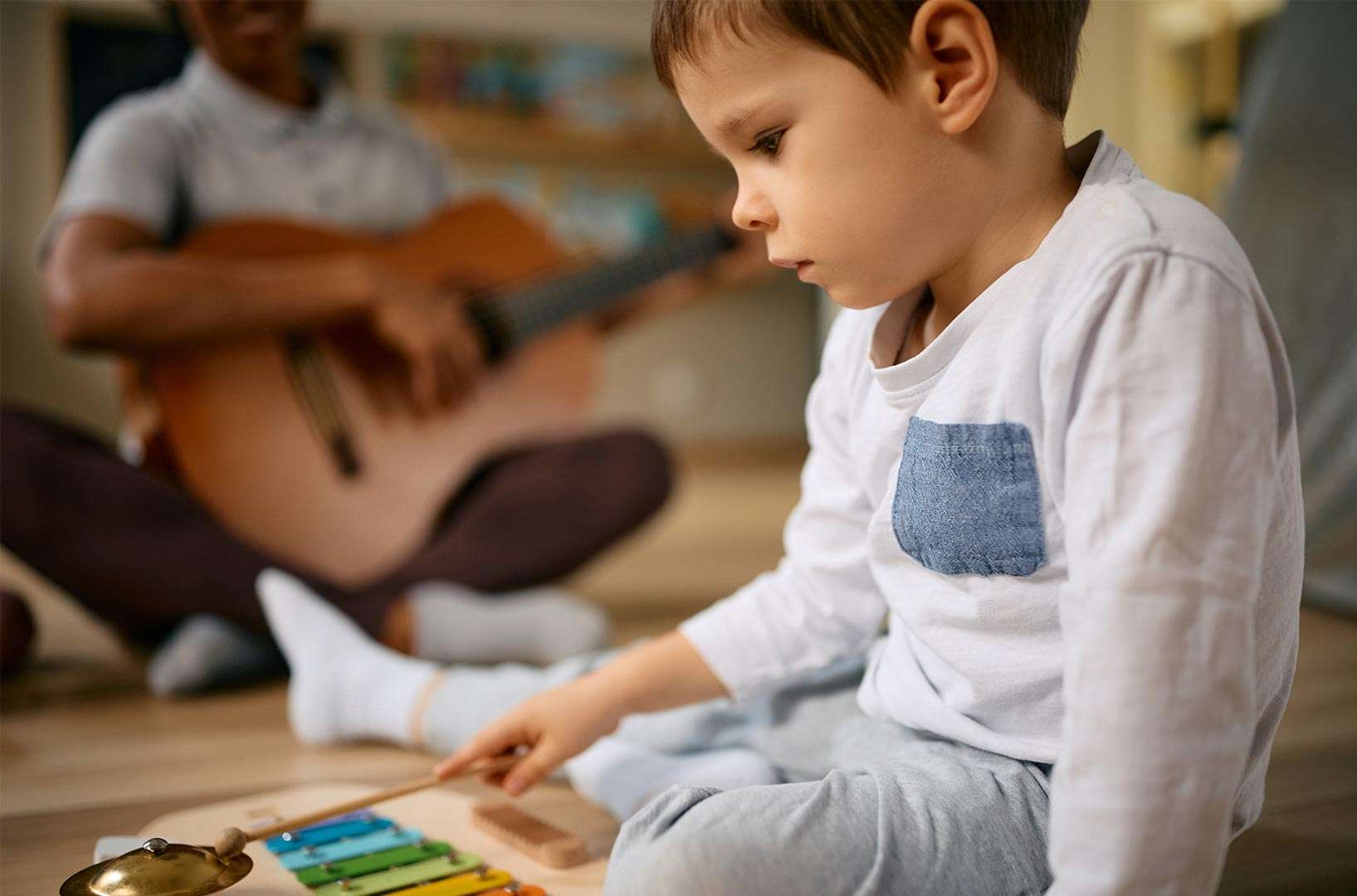 The Benefits of Music Therapy for Children with Special Needs - Autism ...
